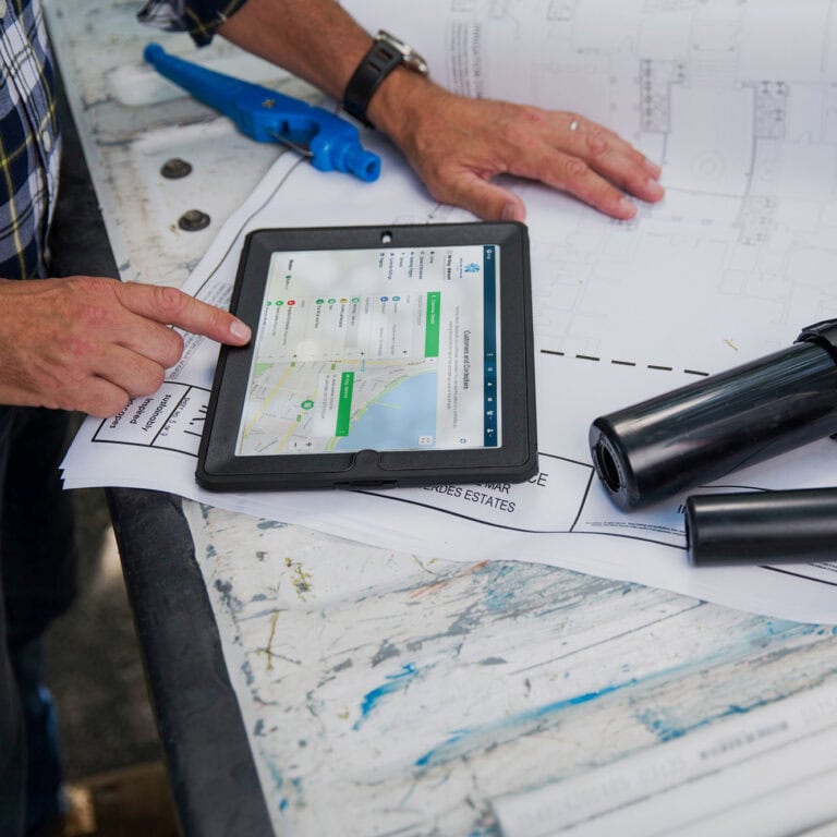 Hunter HPC (Hydrawise) Modular Wi-Fi Irrigation Controller (Up to 32 ...